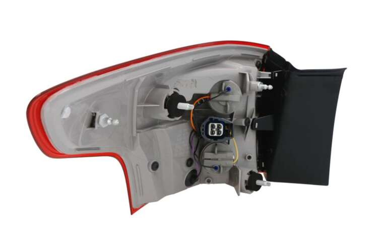 lampa tylna prawa LED Ford Focus MK3 FL KOMBI #2033122 Ford sklep ...