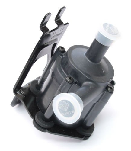 pompa wody Ford EcoBoost 3 cyl. 1.0 benzyna Ford OE 1763048 ® Ford ...